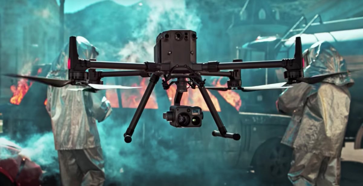 DJI's M300 Has 55 Minutes of Flight Time, Special Public Safety Features