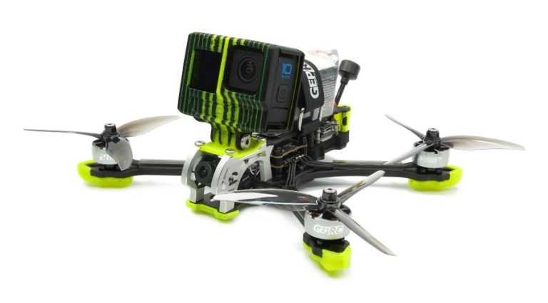 The Best FPV Drones: A Complete Guide [New for 2024]